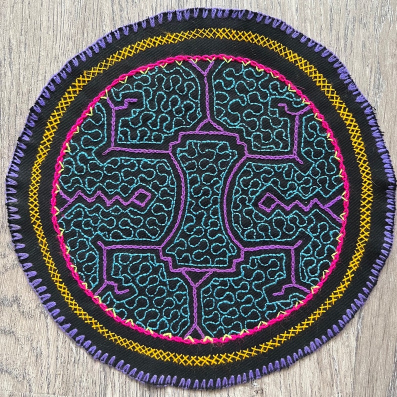 Peruvian Shipibo Alter Textile Ayahuasca Kene Pattern 24cm Handwoven - Etsy