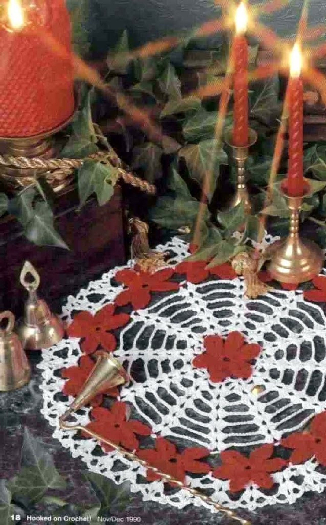 STUNNING Vintage Crochet Holiday Roses Doily Pattern Round Doily ...