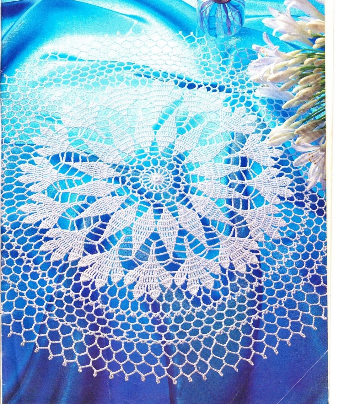 STUNNING Vintage Crochet Doily Pattern Round Doily Centrepiece Vintage ...