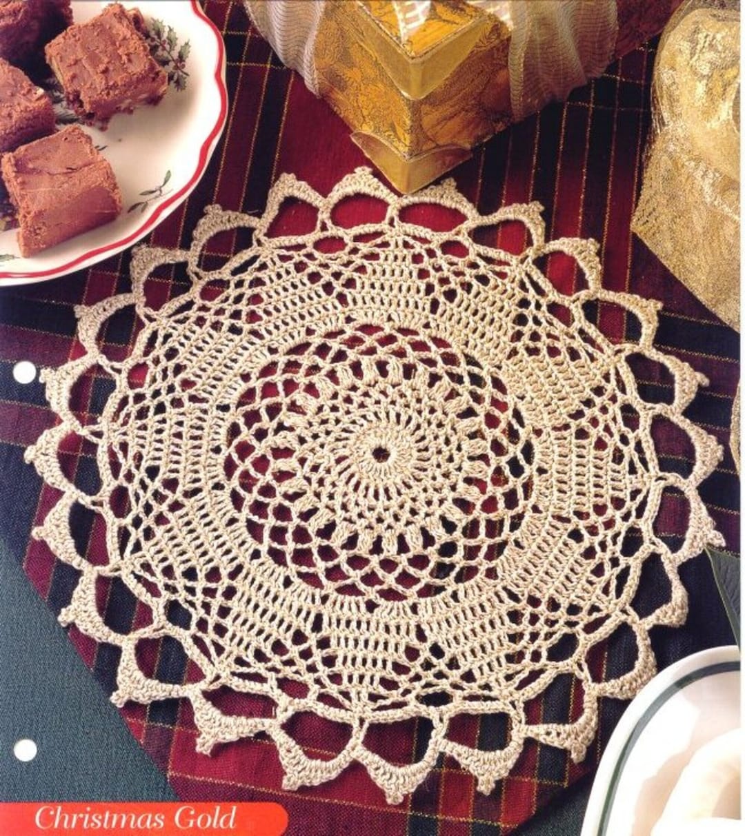 STUNNING Vintage Crochet Doily Pattern Round Doily Centrepiece Vintage ...