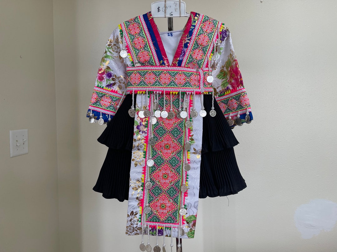 Hmong Paj Ntaub Qwj 1 Size 28 - Etsy