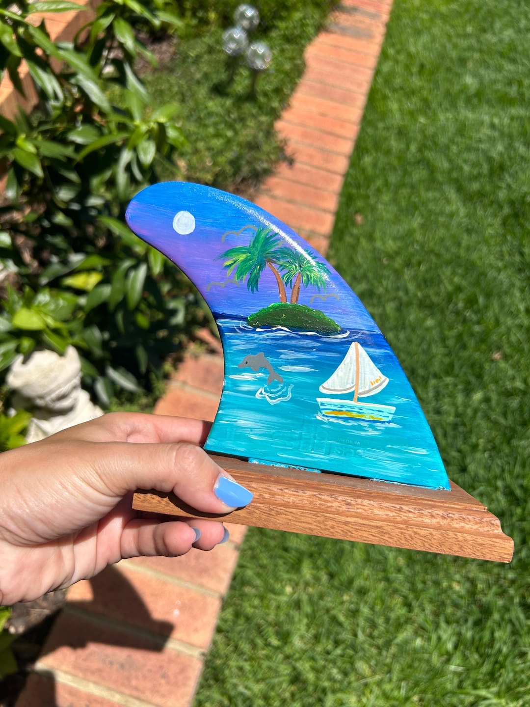 Hand-painted Recycled Surfboard Fin Art on Australian Wood Stand - Etsy