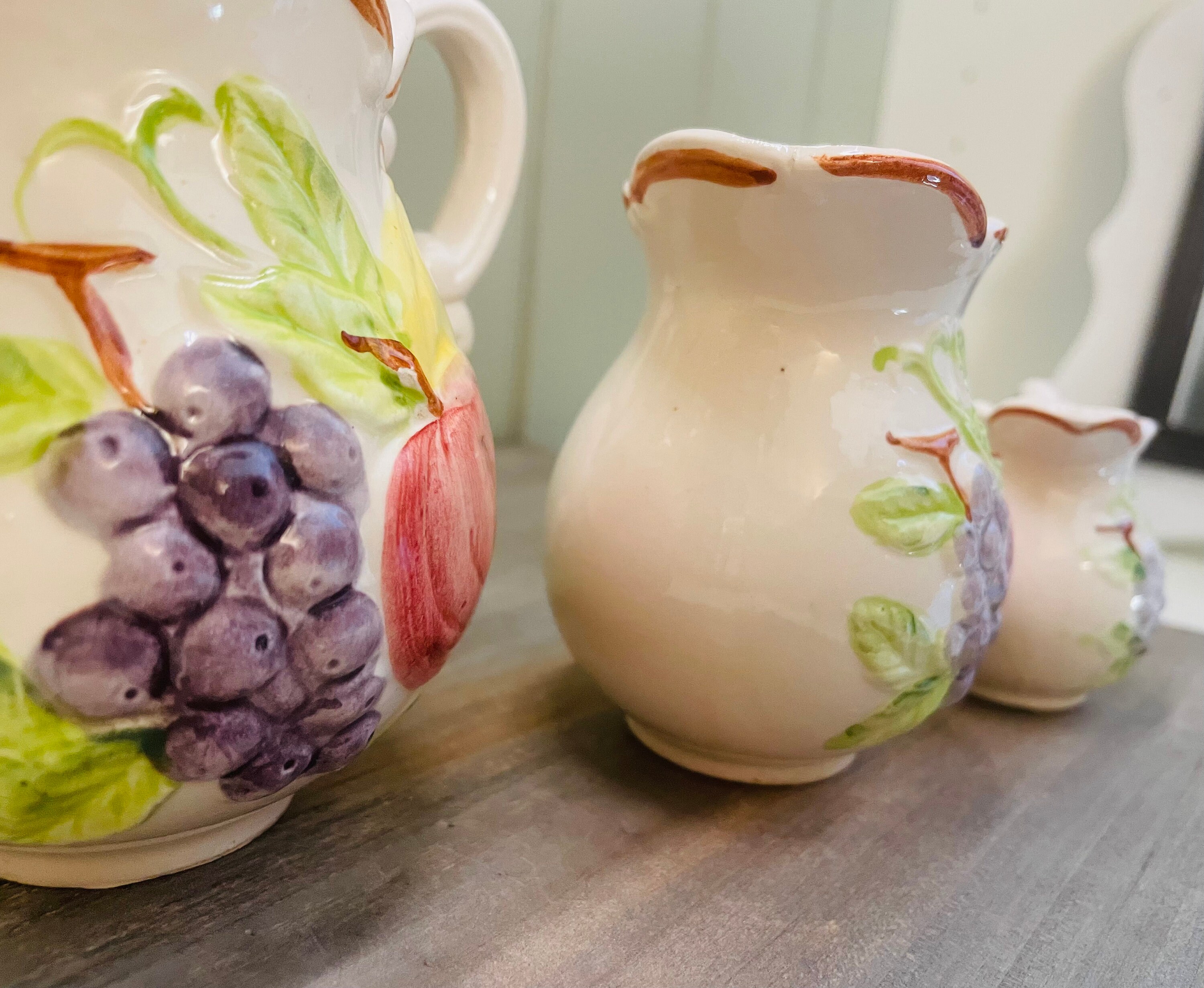 Vintage Rare Ceramic Fruit Themed Mini Pitchers/measuring Cups ...