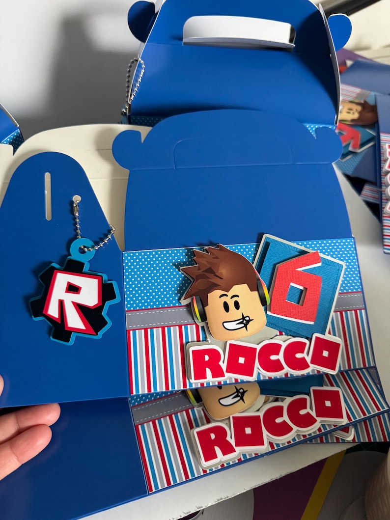 Roblox Favor Box, Roblox Birthday, Game Party Bags, Roblox Gable Bags ...