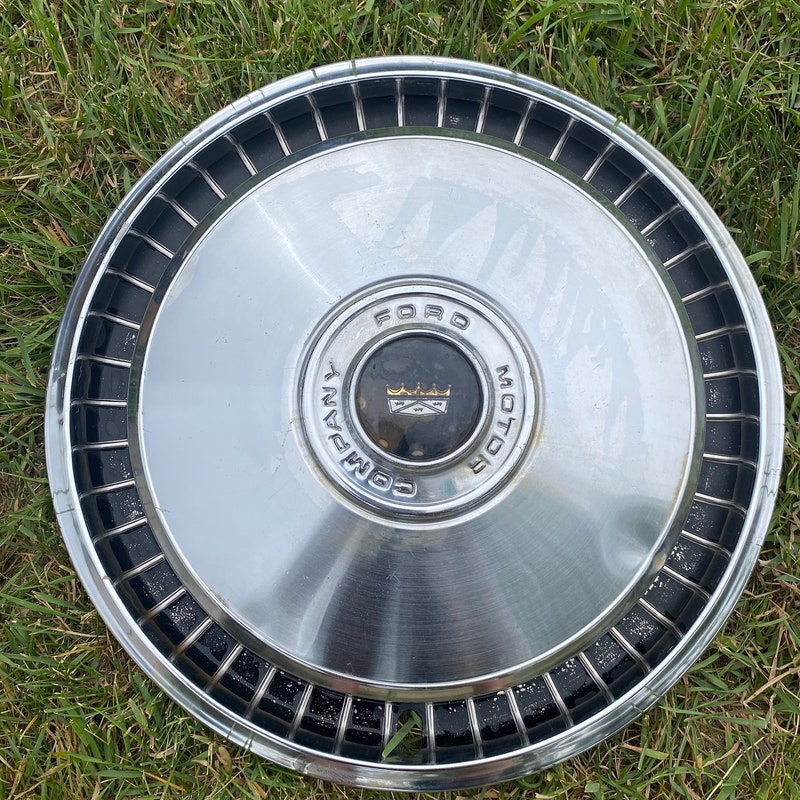 Vintage Hubcaps - Etsy