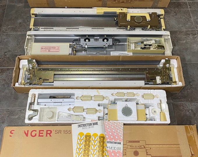 Singer Mod 155 Knitting Machine W Sr 155 Ribber Good Condition Not ...