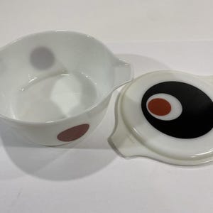 Vintage Pyrex Moon Deco 475B 2 1/2 Qt Casserole Black Red Dot - Great ...