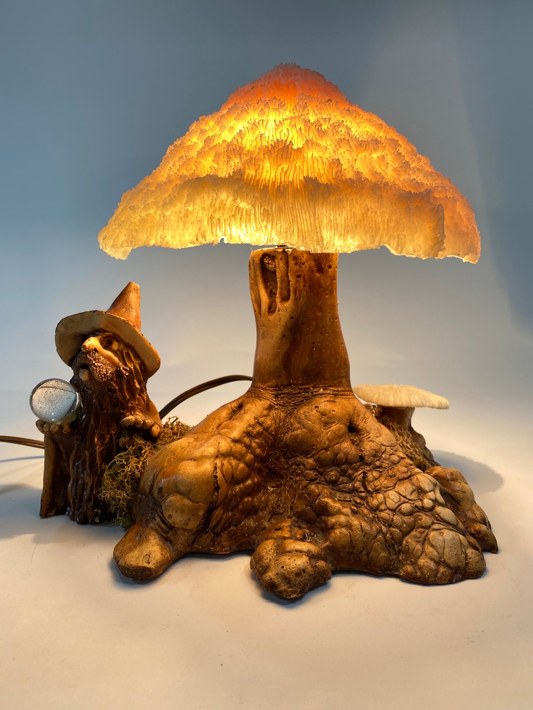 MCM Magic Mushroom Lamp With Wizard, Drift Wood, Coral & Moss, With ...