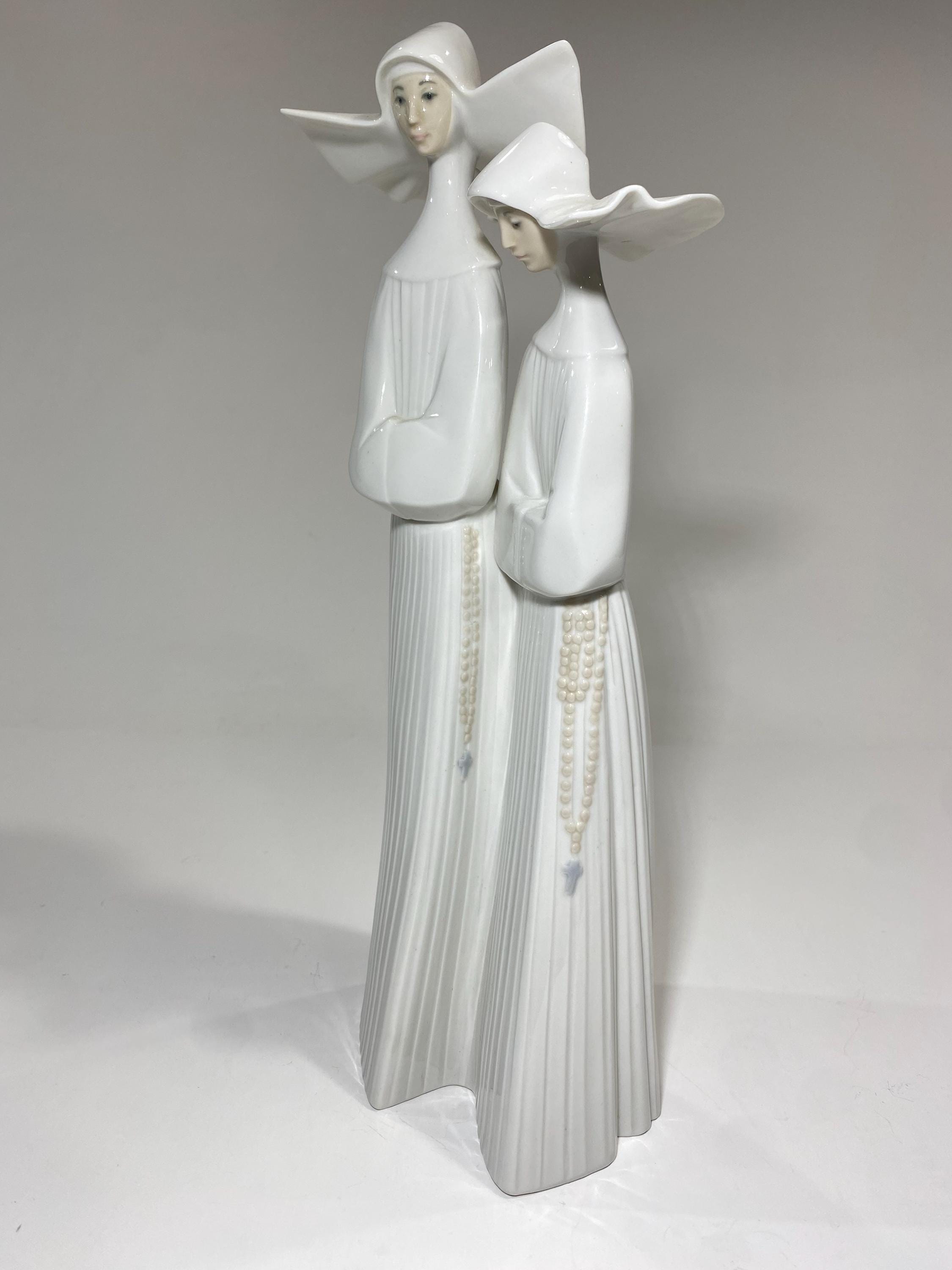 Lladro Two Nuns Figurine #4611 Retired White Porcelain Spain Religious ...