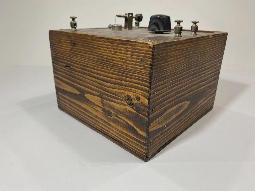 Antique Wood Crystal Radio in Wood Box Unknown Maker, Not Tested - Etsy