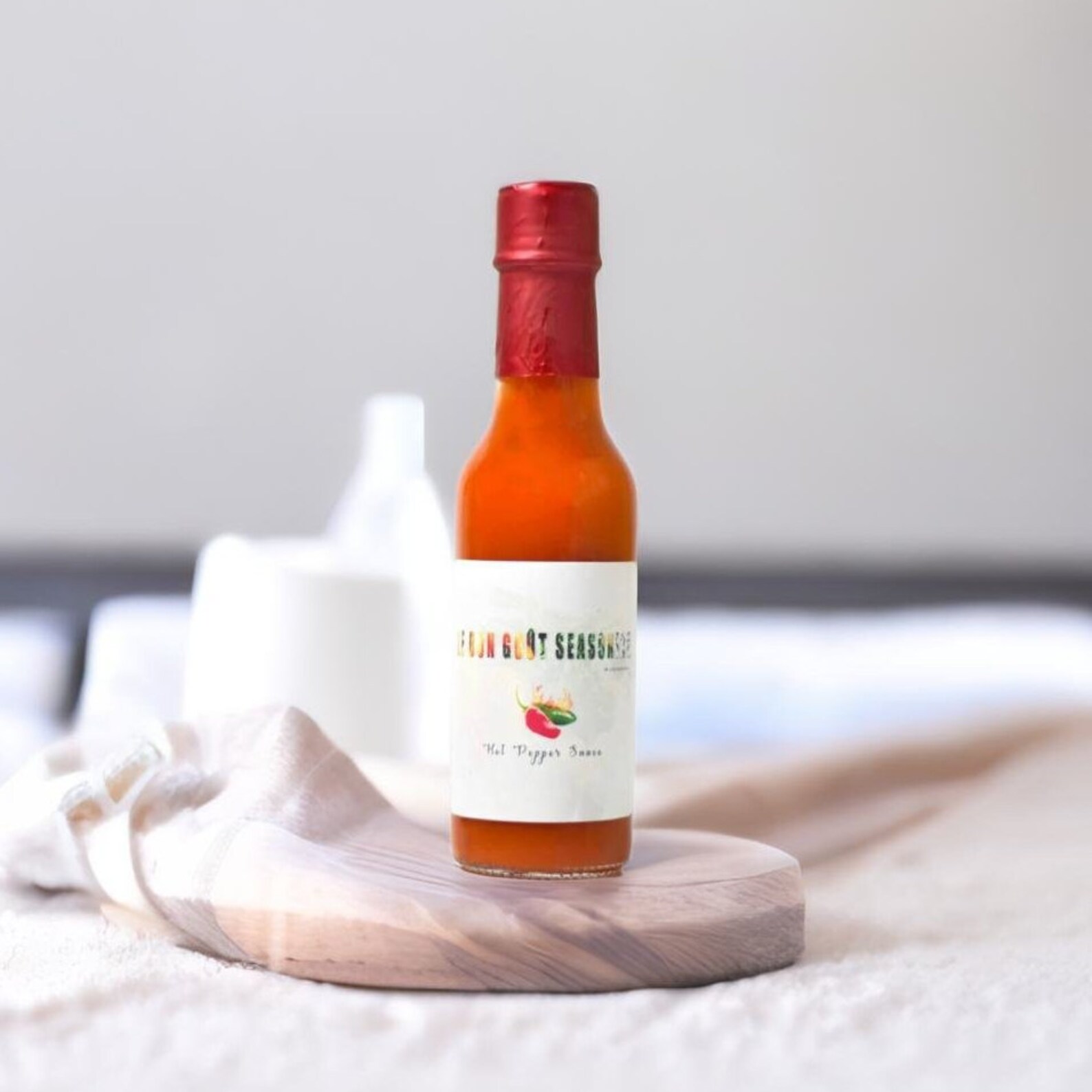 Organic Hot Pepper Sauce, Pimant Bouc, Spicy & Flavorful Condiment ...