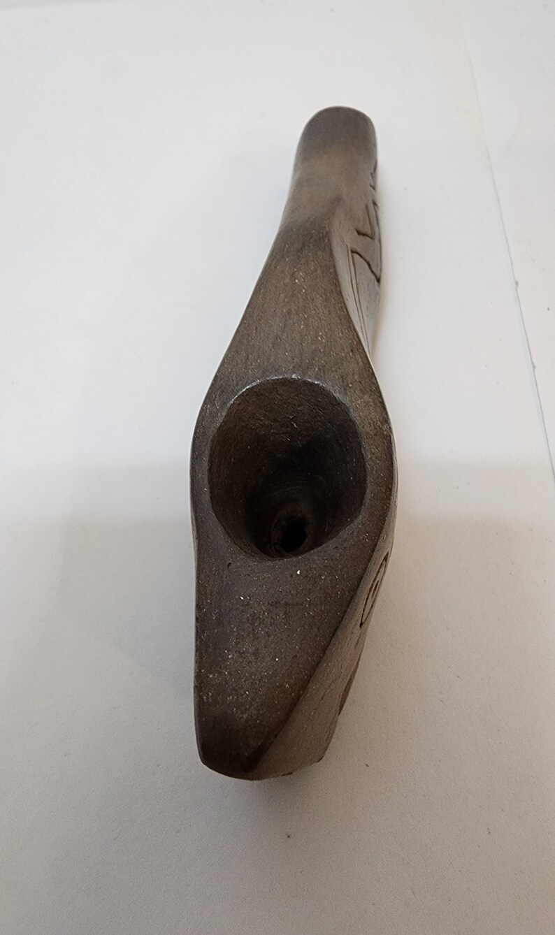 Carved Effigy Pipe From Soapstone (modern Crafted Reproduction) 5.5x1 ...