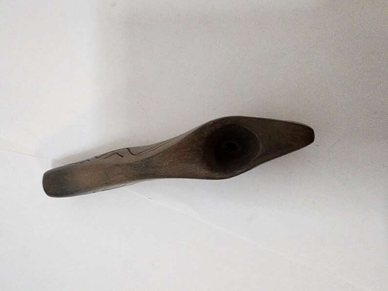 Carved Effigy Pipe From Soapstone (modern Crafted Reproduction) 5.5x1 ...
