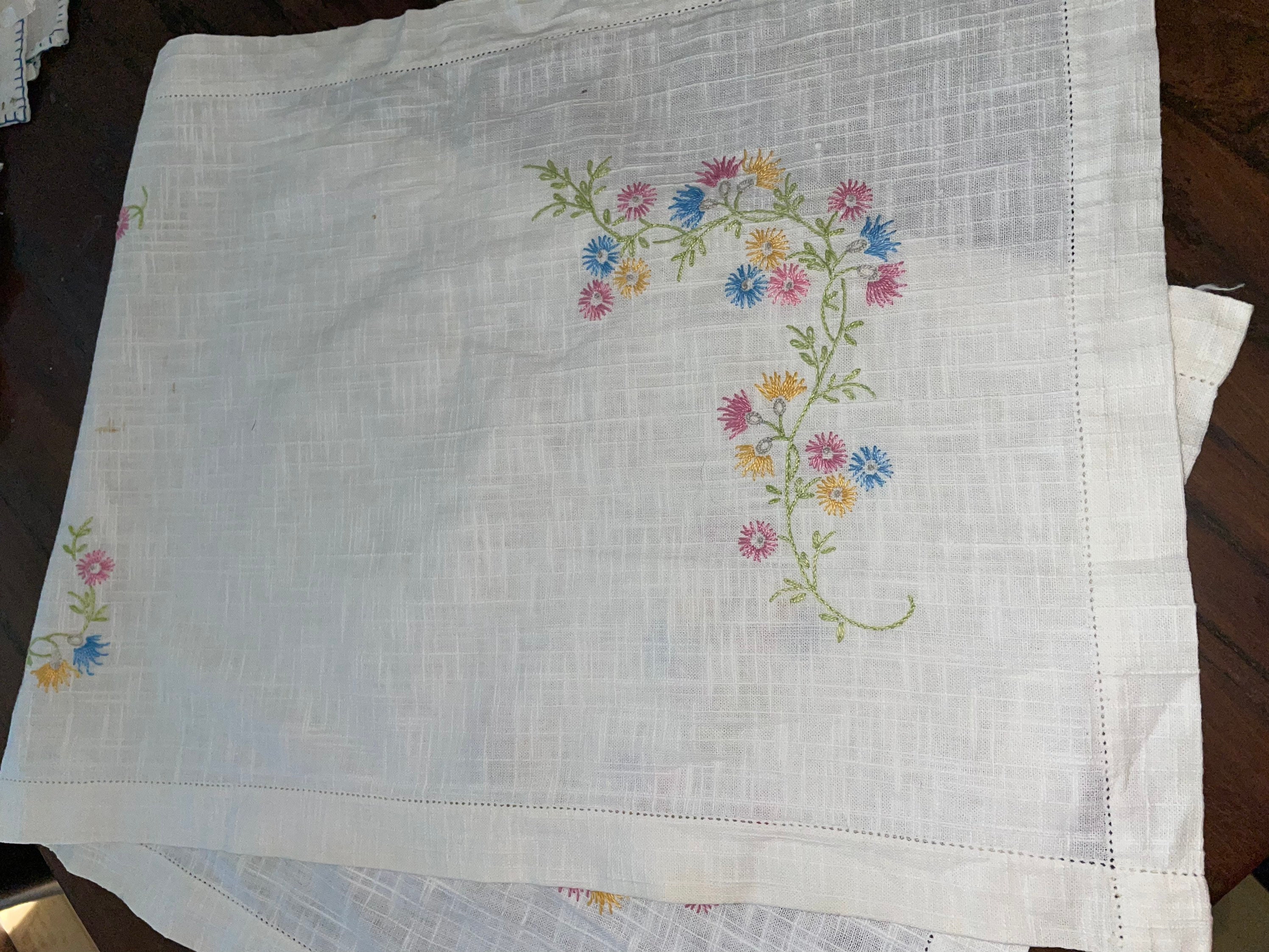 Vintage Hand Embroidered Embroidery Linen Decorative Table - Etsy