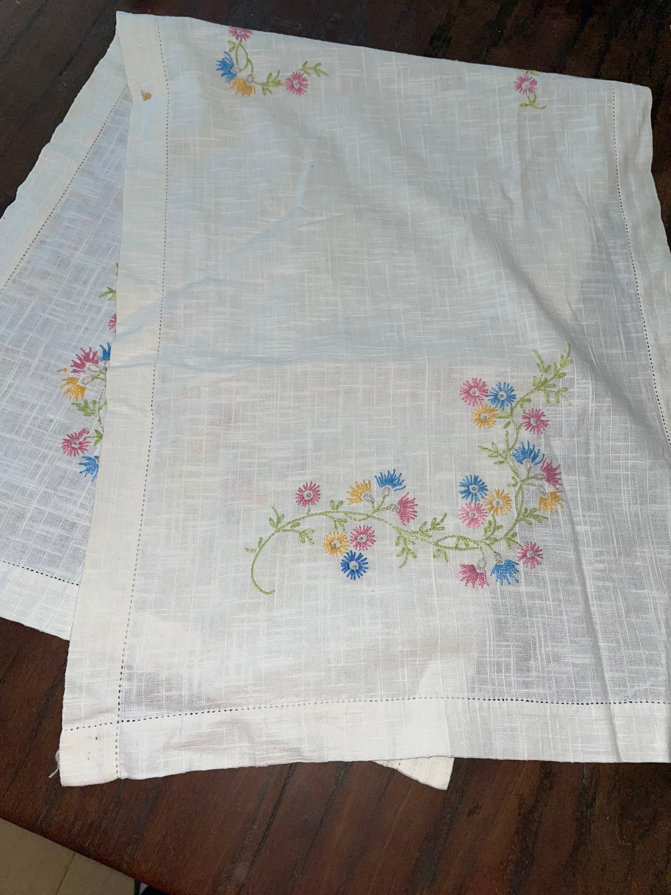 Vintage Hand Embroidered Embroidery Linen Decorative Table - Etsy