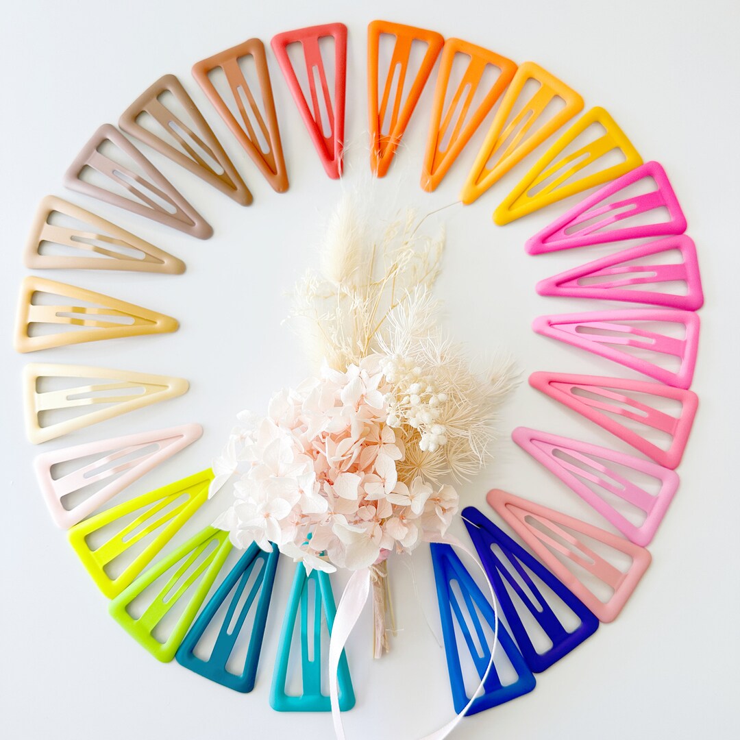 XL Triangle Snap Clips With Pastel Gel Coated Smooth Textured Snap ...