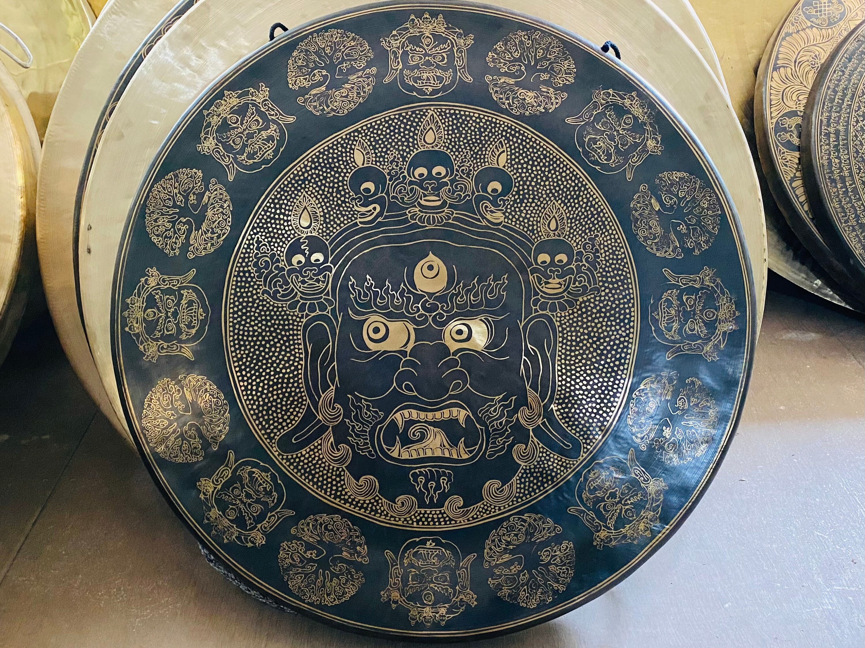 Lord Kaal Vairab With Tree of Life Adorned Fancy Gong Beautifully ...