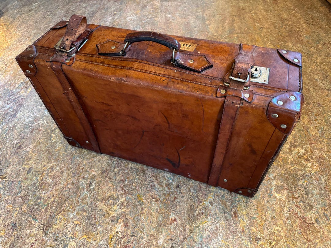 Vintage 1920s-1930s Leather Suitcase | Valise With Interwar European ...
