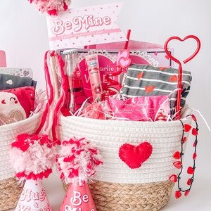 Valentine's Day Party Pack || Printable Hugs & Kisses Valentines Party ...