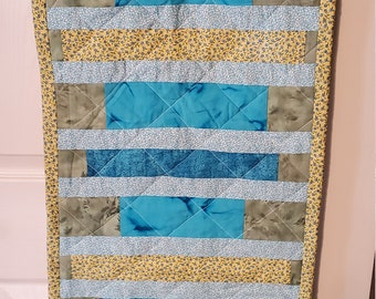 Quilted Wild Goose Chase Table Runner UNTR07 Fish - Etsy