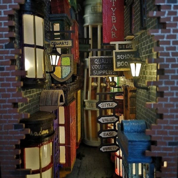 Diagon Alley Book Nook - Etsy