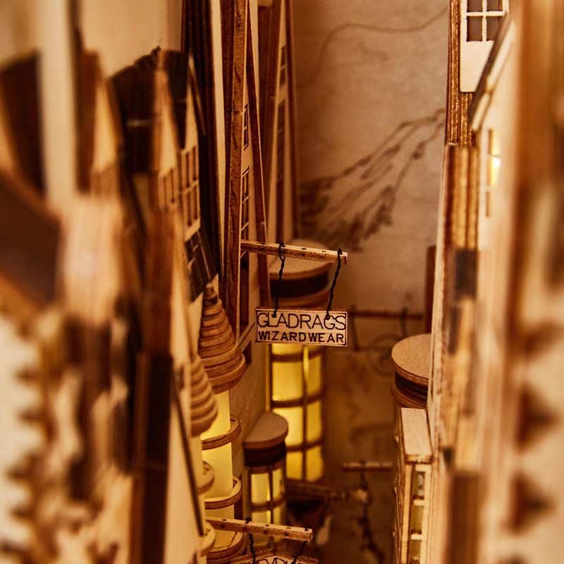 London Town Alley Book Nook Bookshelf Insert Bookcase With Light Model ...