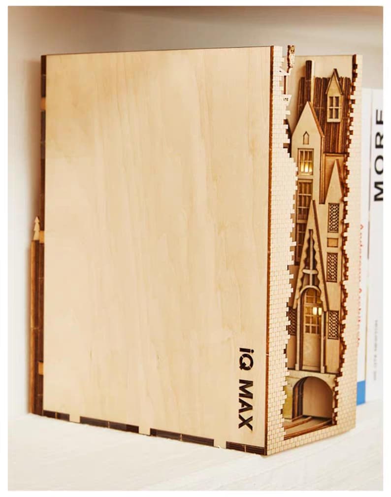 London Town Alley Book Nook Bookshelf Insert Bookcase With Light Model ...