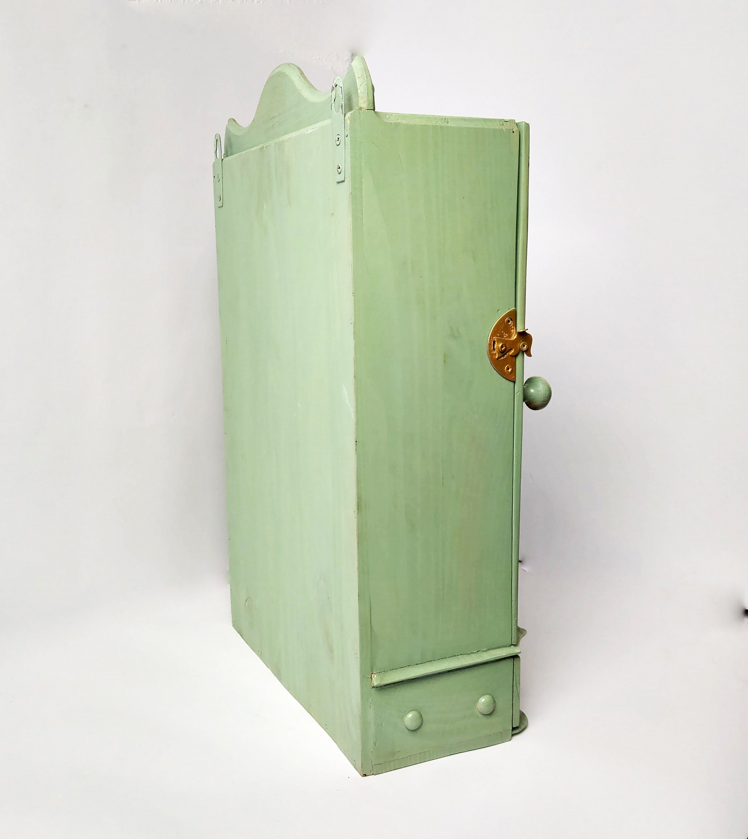 Wooden Handmade Wall Mounted Key Box. Wooden Handmade Locker With Keys ...