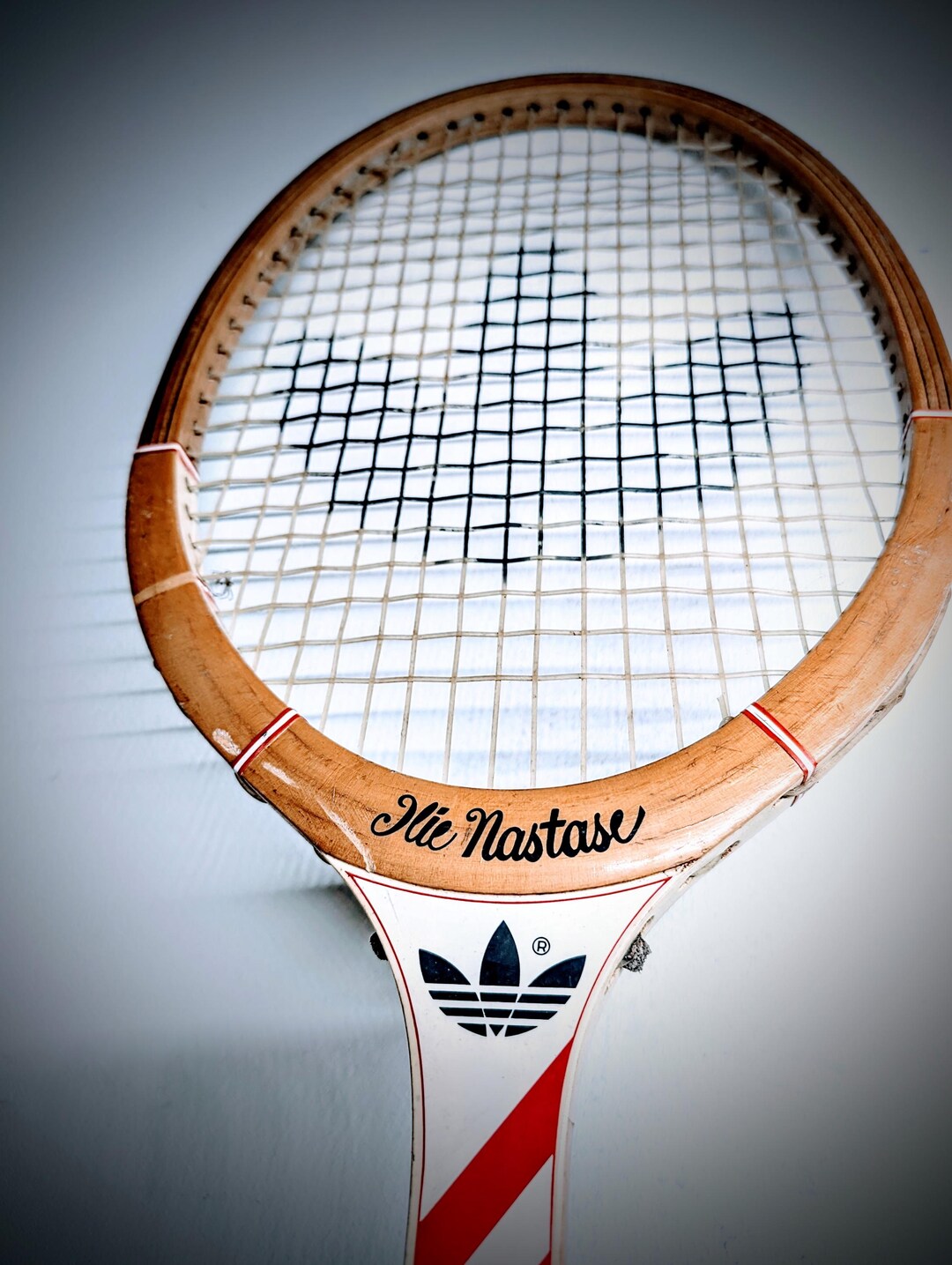 Beautiful Vintage ADIDAS Ads 040 Ilie Nastase Red and White Tennis ...