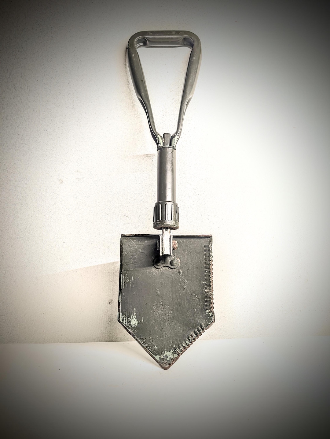 Vintage Dutch Army Trifold Spade - Pio Shovel - Foldable Military Spade ...