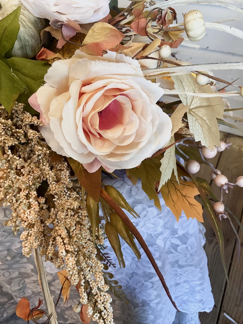 Fall Cornucopia Centerpiece: Thanksgiving Horn of Plenty, Autumn Floral ...