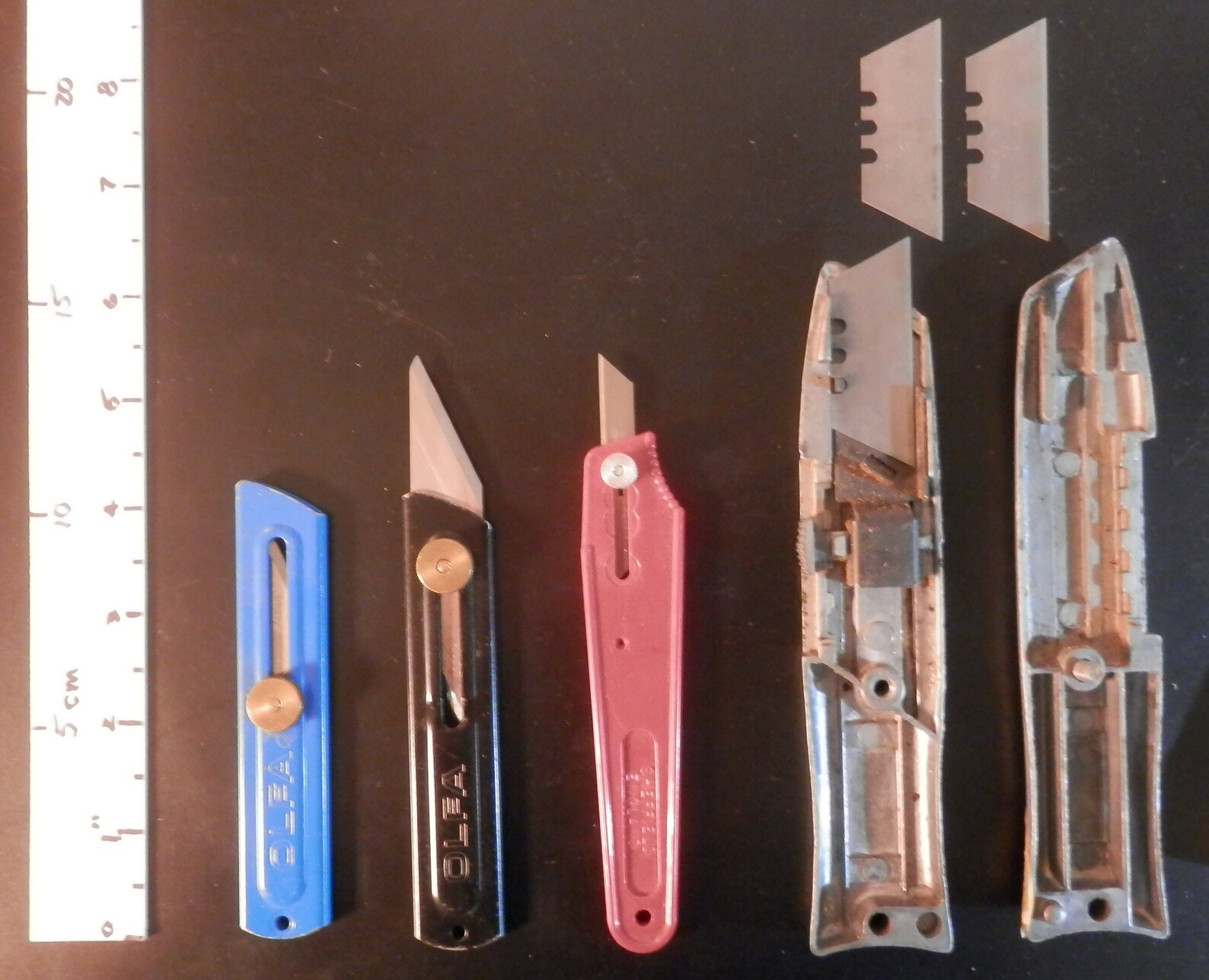 Collection of Old Utility Knives With Replaceable Blades. Lots of Sharp ...