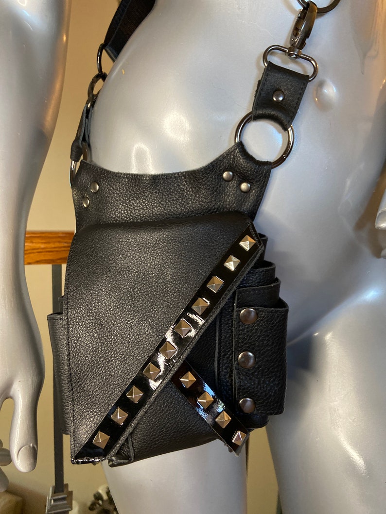 Black Concealed Carry Leg Bag // Leg Harness With Metal Squares - Etsy