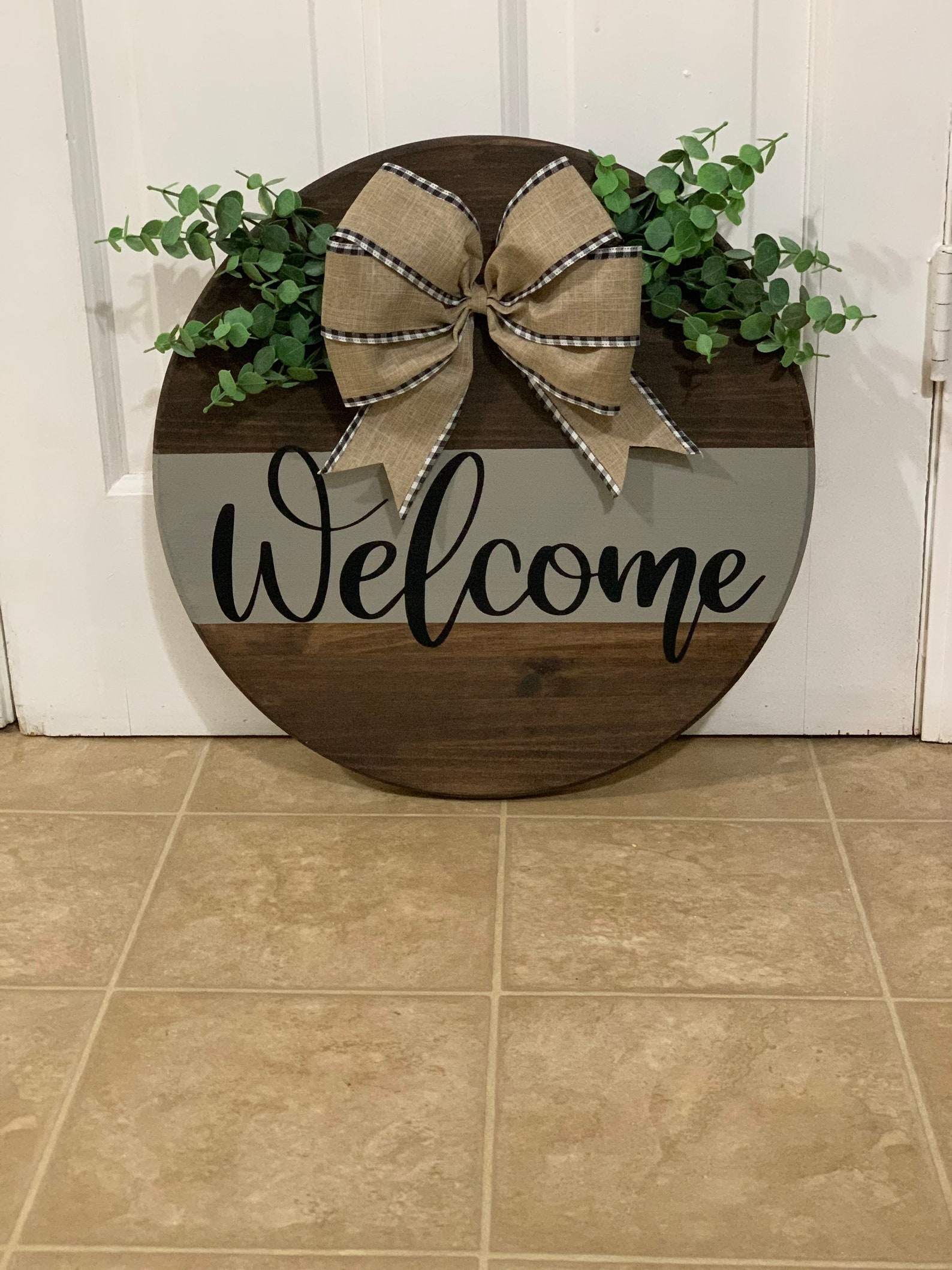 Beautiful Round Wood Welcome Sign | Etsy