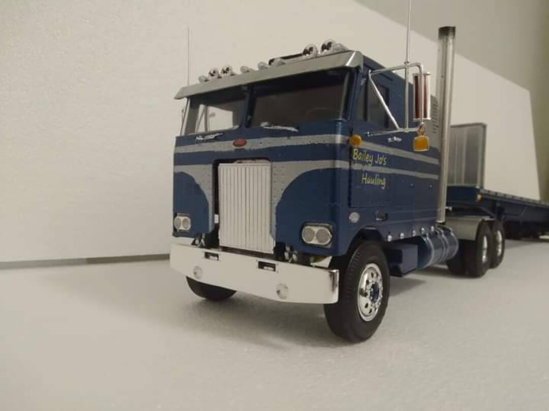 Scale Model Built Peterbilt 352 Double Bunk - Etsy