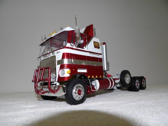 Scale Model Mack Trucks