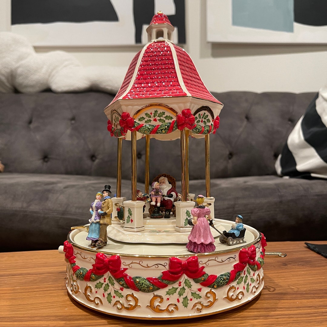 Limited Edition Lenox Porcelain Holiday Gazebo Table Centerpiece Music ...