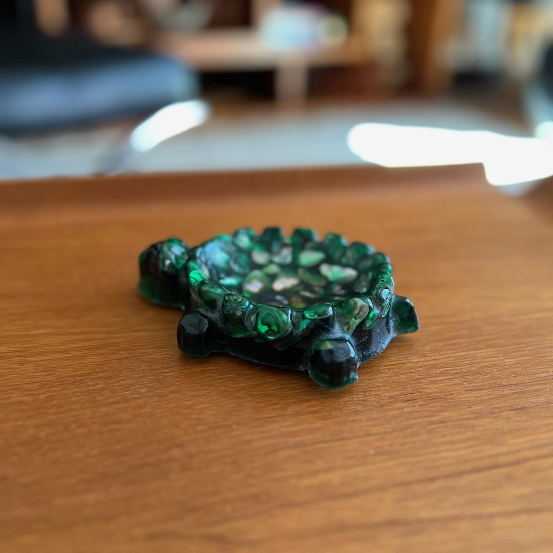 Mid Century Lucite Abalone Shell Turtle Ashtray | Acrylic and Abalone ...