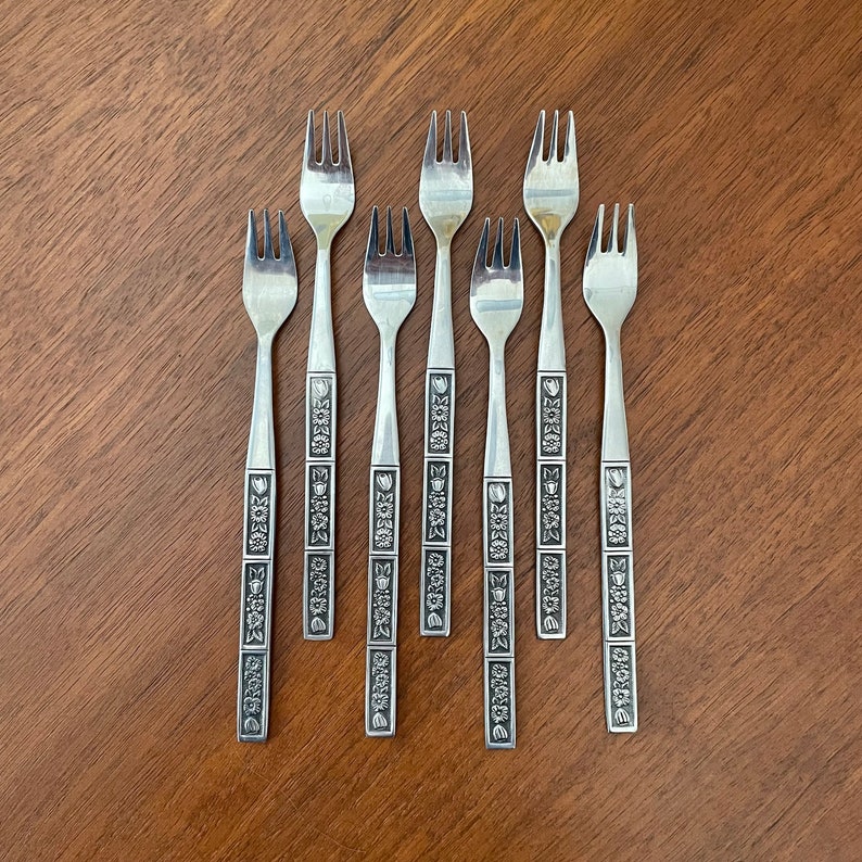 Sets of Vintage Spring Fever Stainless Steel Silverware by - Etsy