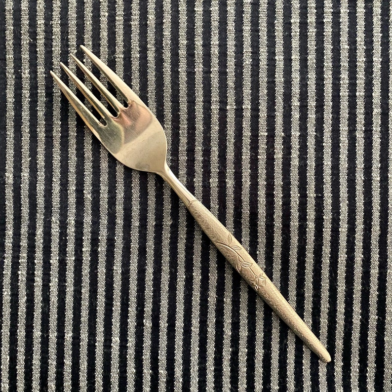 Sets of Fleur Stainless Steel Silverware by Nasco Japan Sold - Etsy