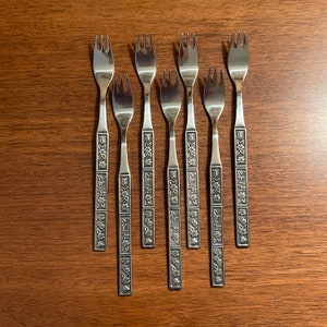 Sets of Vintage Spring Fever Stainless Steel Silverware by Northland ...