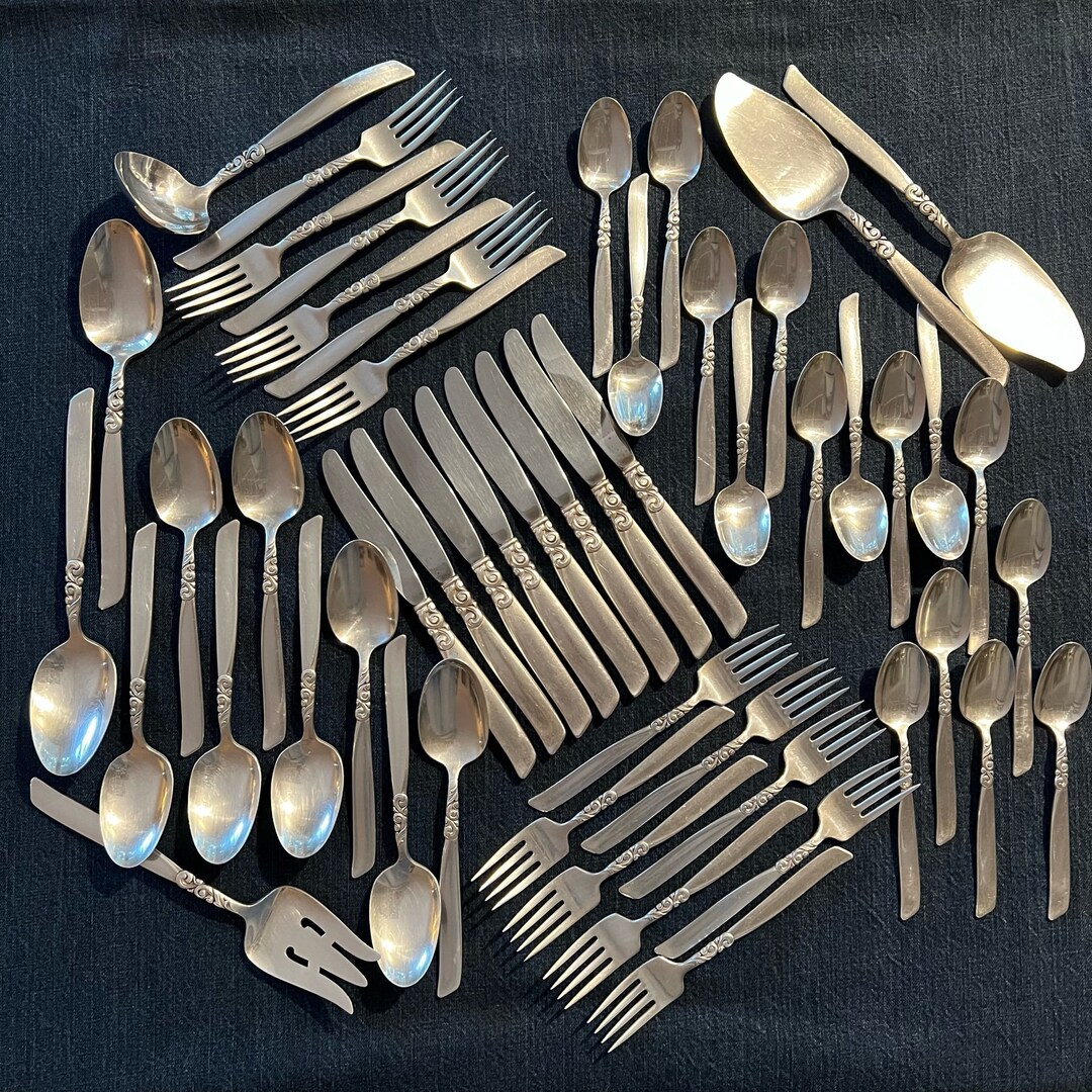 Sets of Vintage South Seas Silverplate Flatware by Oneida Community ...