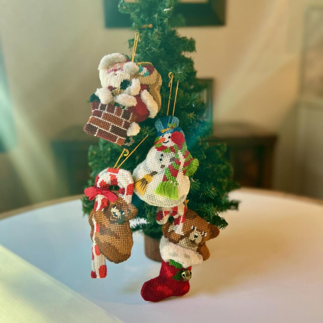 Vintage Set of 4 Finished Jiffy Pattern Needlepoint Christmas Ornaments ...