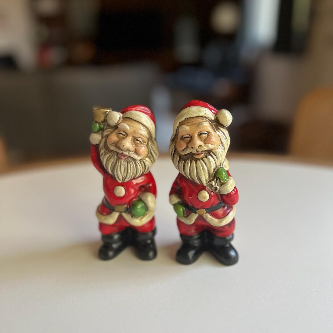 Vintage Pair of Santa Claus Paper Maché Figurines by Commodore | Made ...