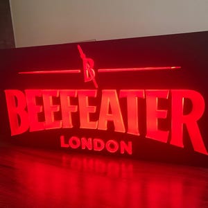 Original BEEFEATER London Sign Light. Normal Condition - Etsy