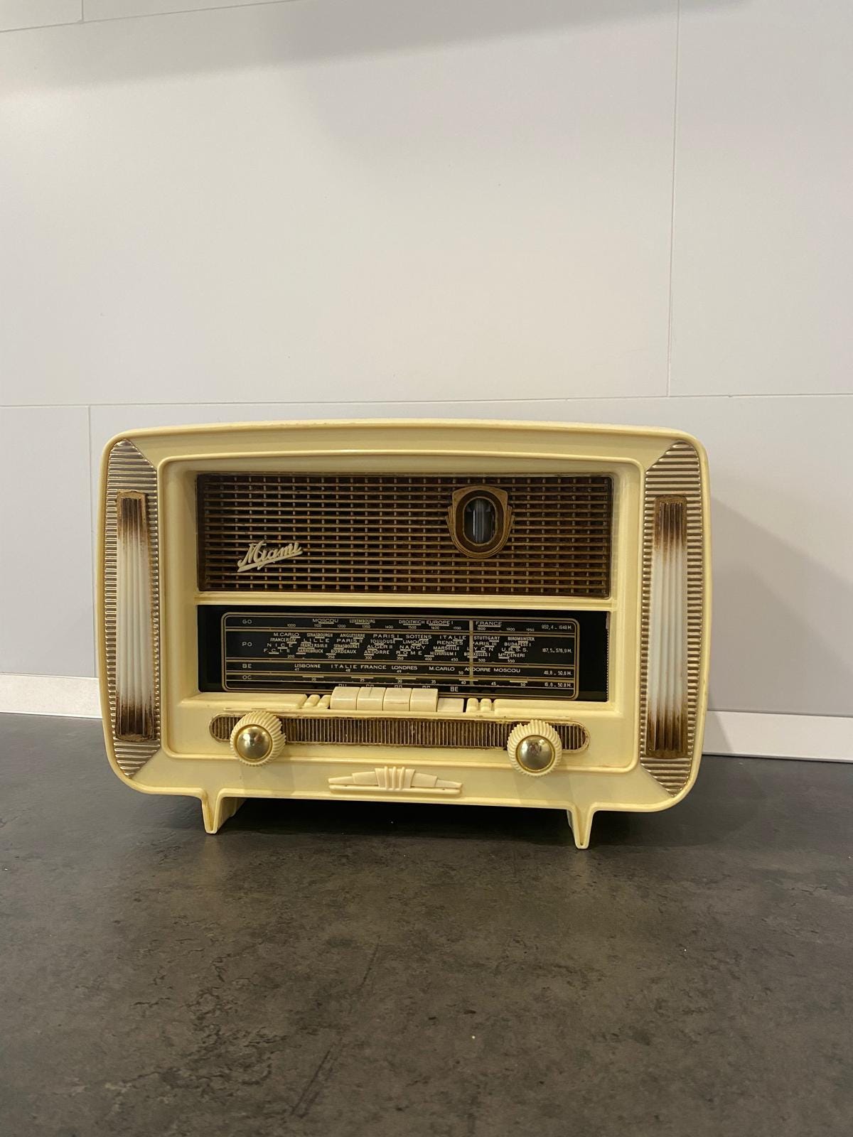 Vintage Valves Radio Art Decou Period Miami - Good Conditions - Etsy
