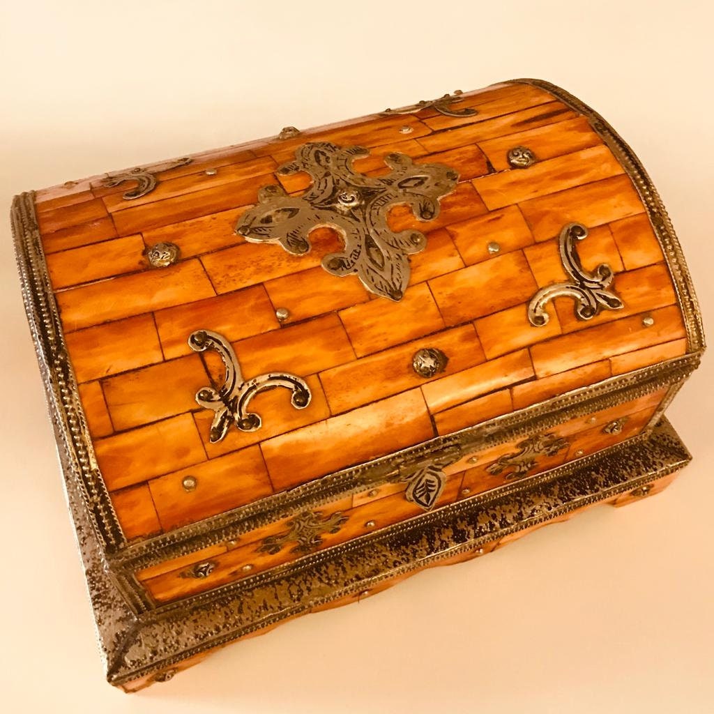 Unique Moroccan Handmade Treasure Chest on Excellent Conditions !!! - Etsy