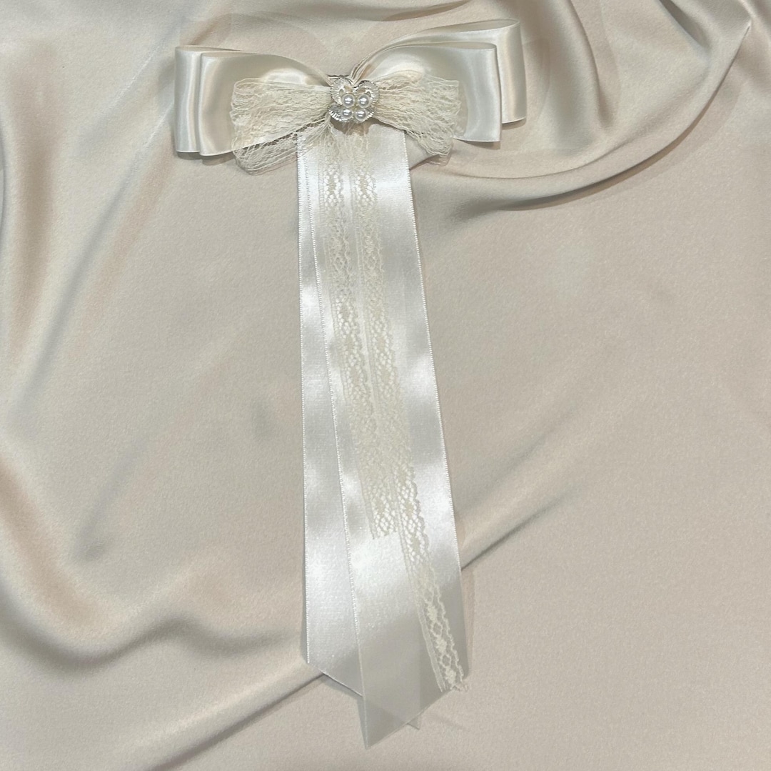 White Satin and Lace Coquette Hair Bow Clip With Pearl Accents - Etsy