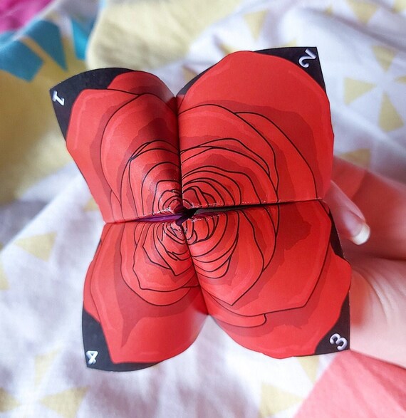 Rose Fortune Teller / Cootie Catcher Valentines Day | Etsy