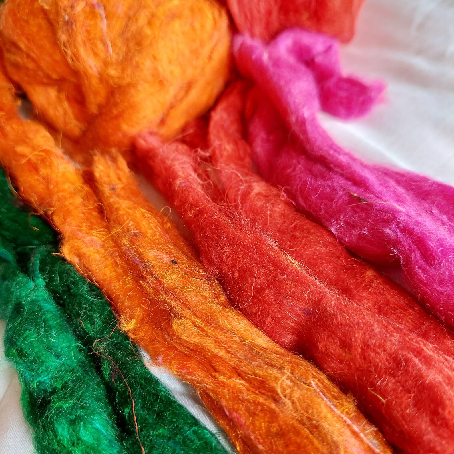 2 Oz. Recycled Sari Silk Roving Sliver Wet Felting Nuno - Etsy UK